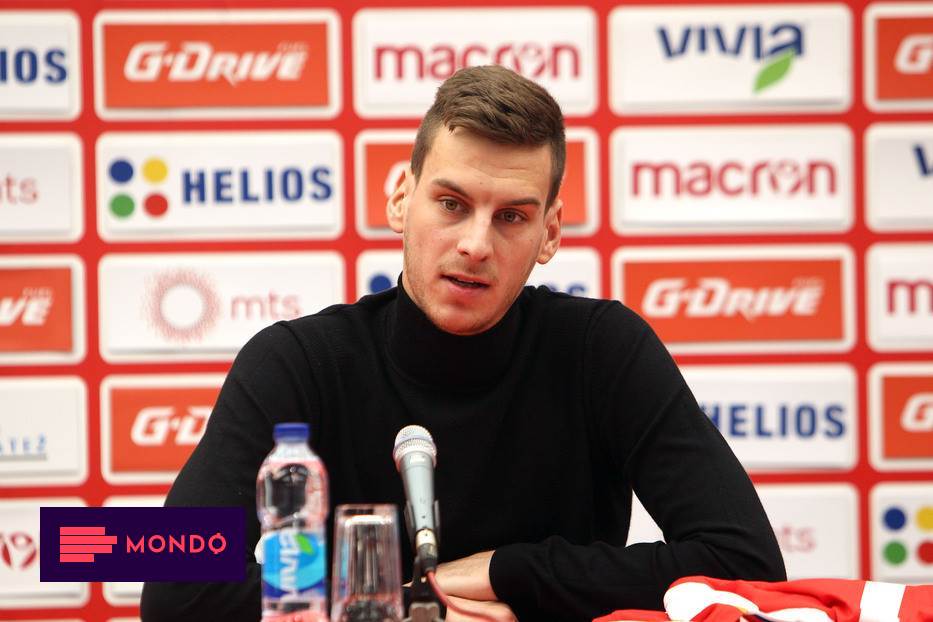 Predstavljanje Miloš Vulić FK Crvena zvezda | Sport | Fudbal