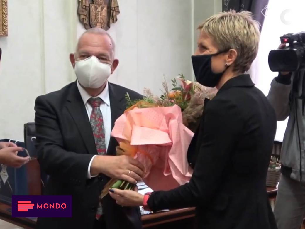 Olivera-Jevtic-napad-Bugarski-ambasador-izvinjenje-cvece-prijem ...