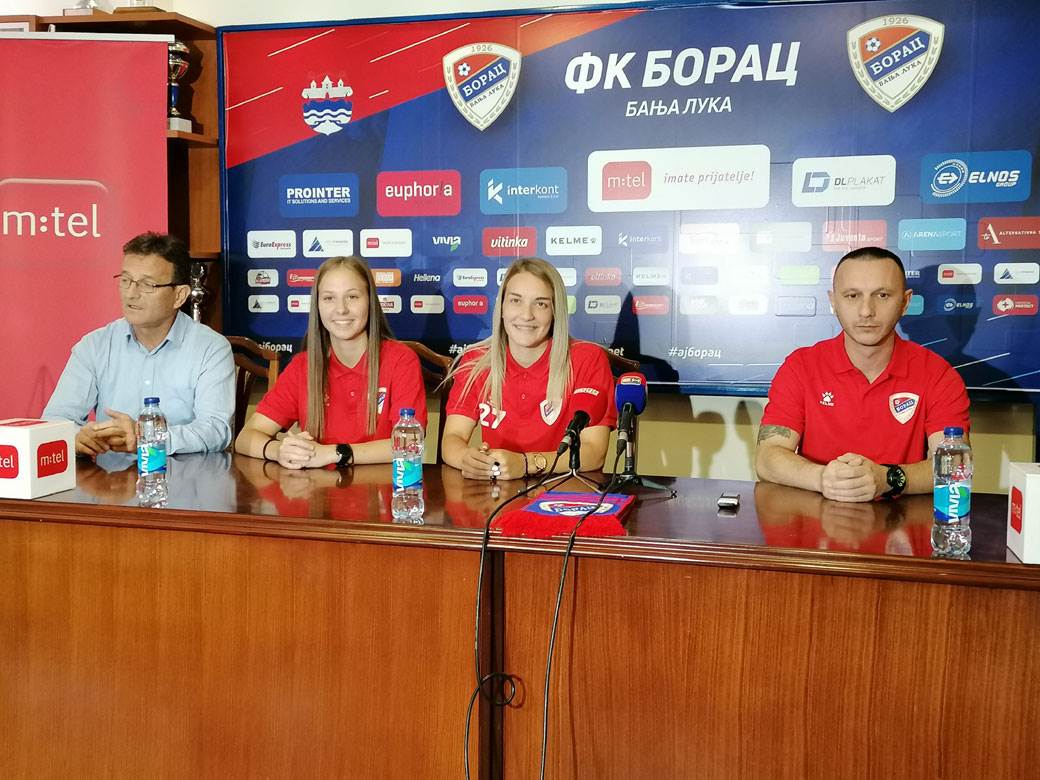 Istorijski dan za ženski fudbal: Osnovan ŽFK Borac! (FOTO) - Micro Mreža