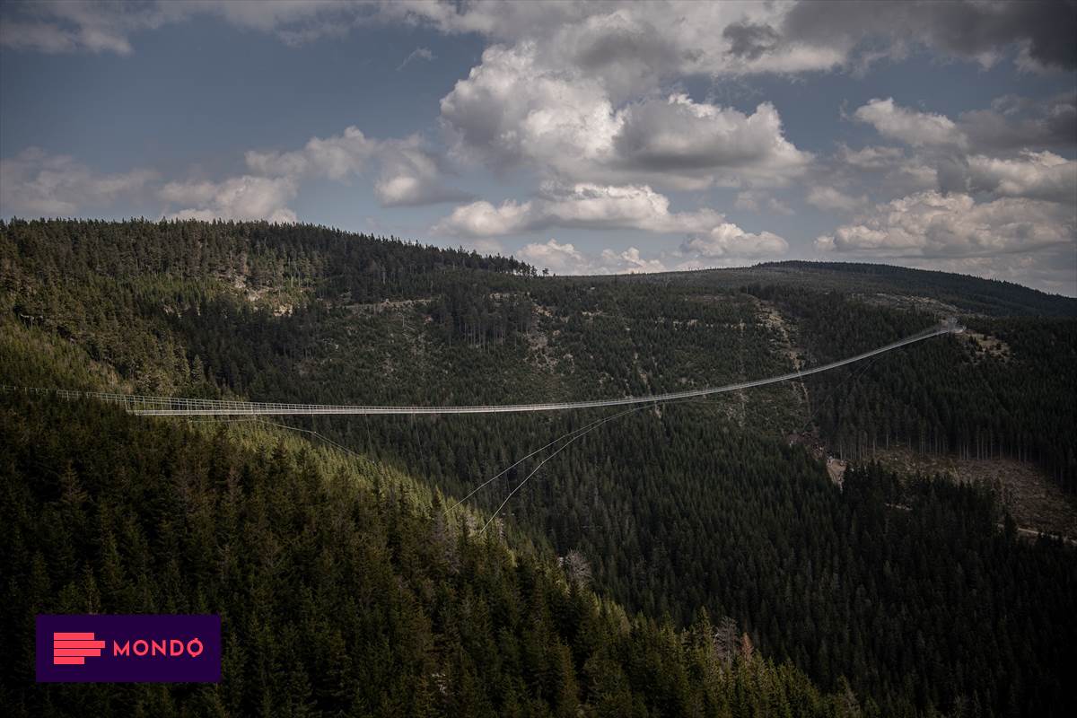 Češka otvorila najduži viseći most na svijetu | Zabava | Putovanja