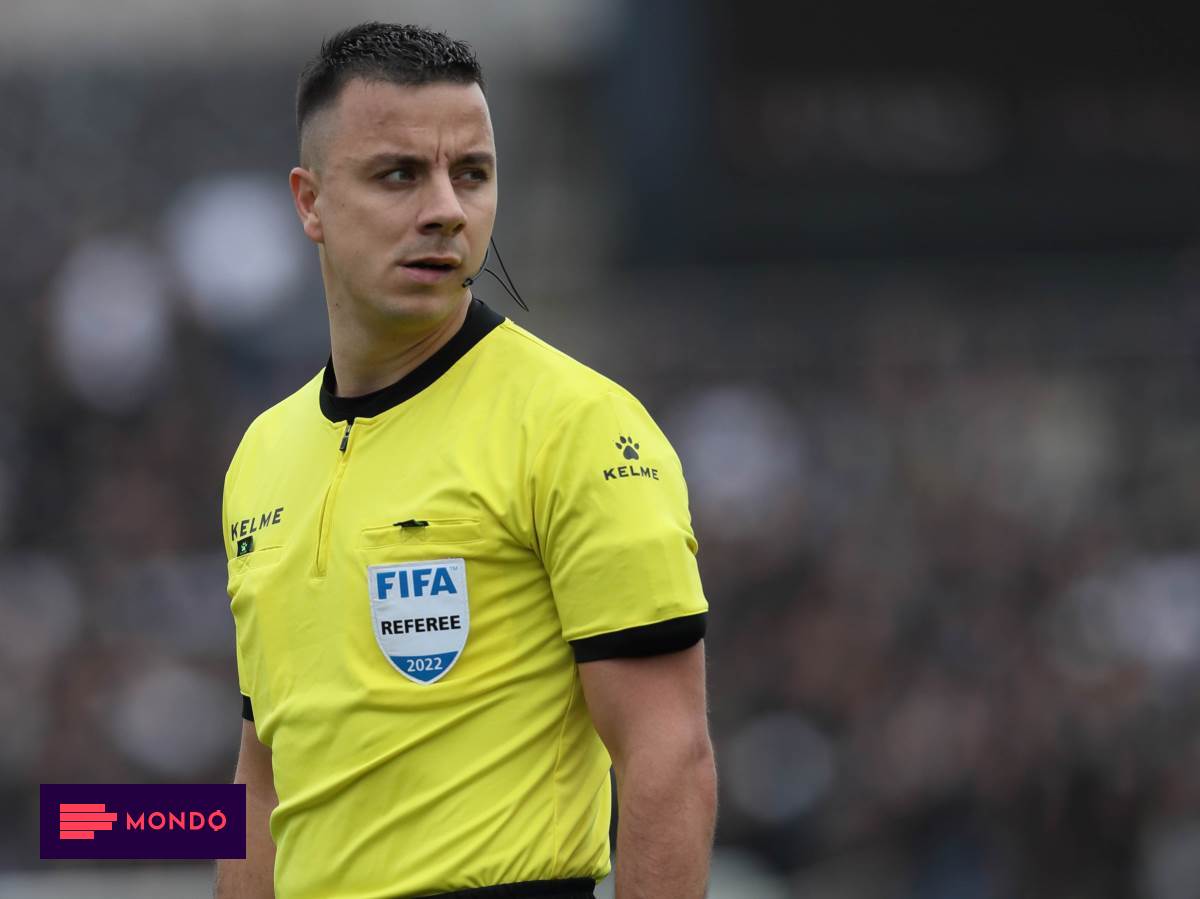 Sudija-Milos-Milanovic-sudi-derbi-Zvezda-Partizan-u-finalu-Kupa-Srbije ...