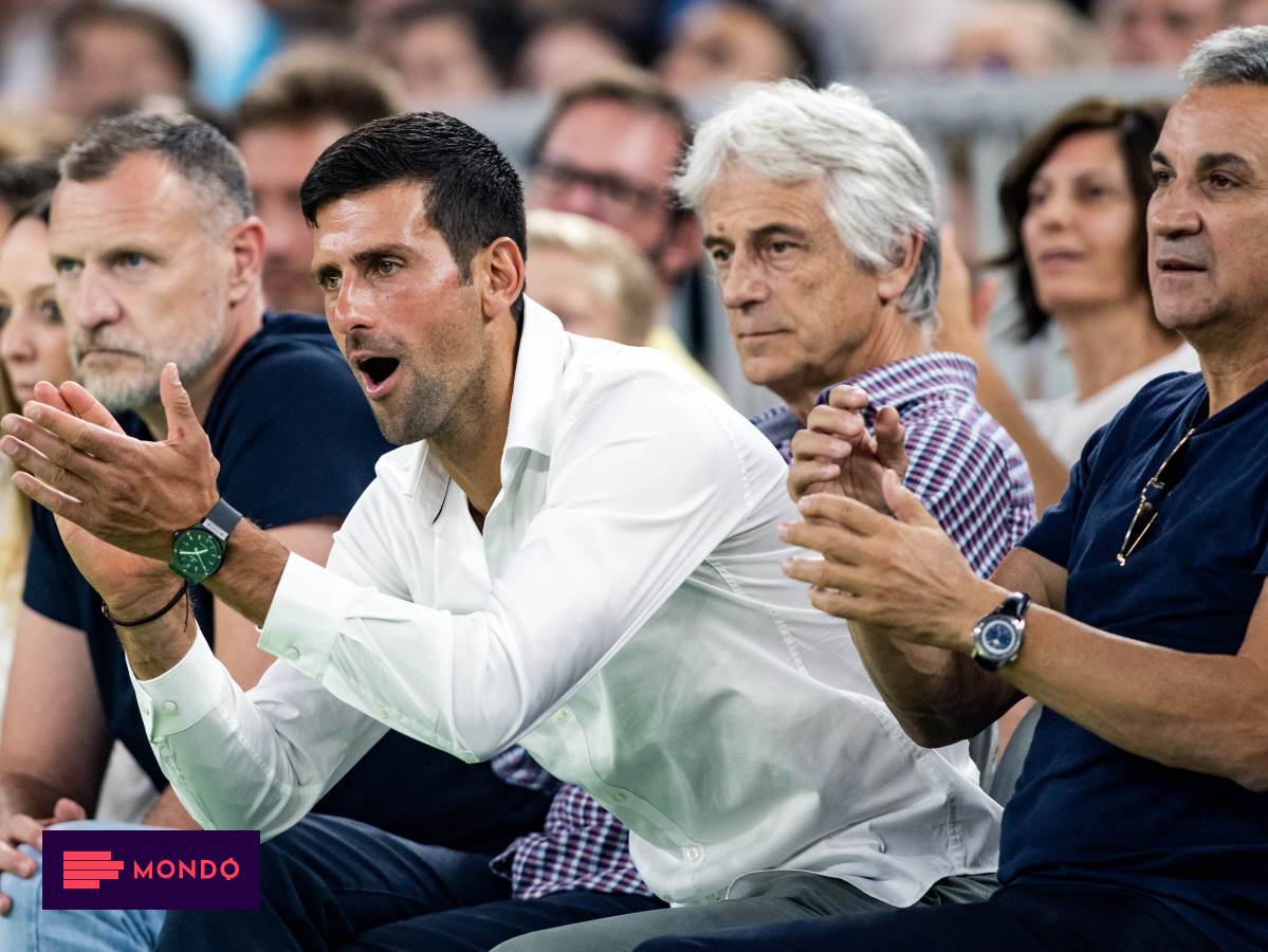 Novak Đoković slika sa vaterpolistima