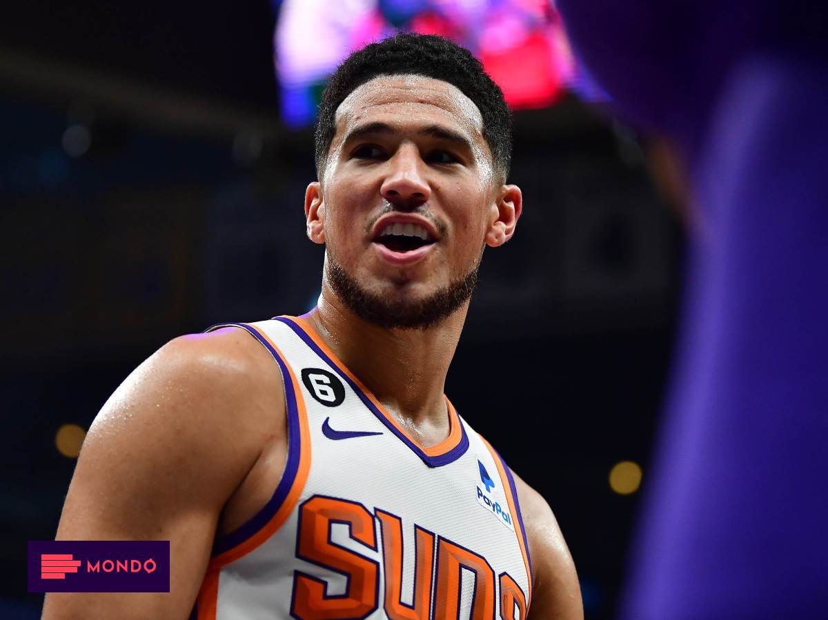 Devin Buker proziva Kamerona Pejna i Mikala Bridzisa | Sport | Košarka