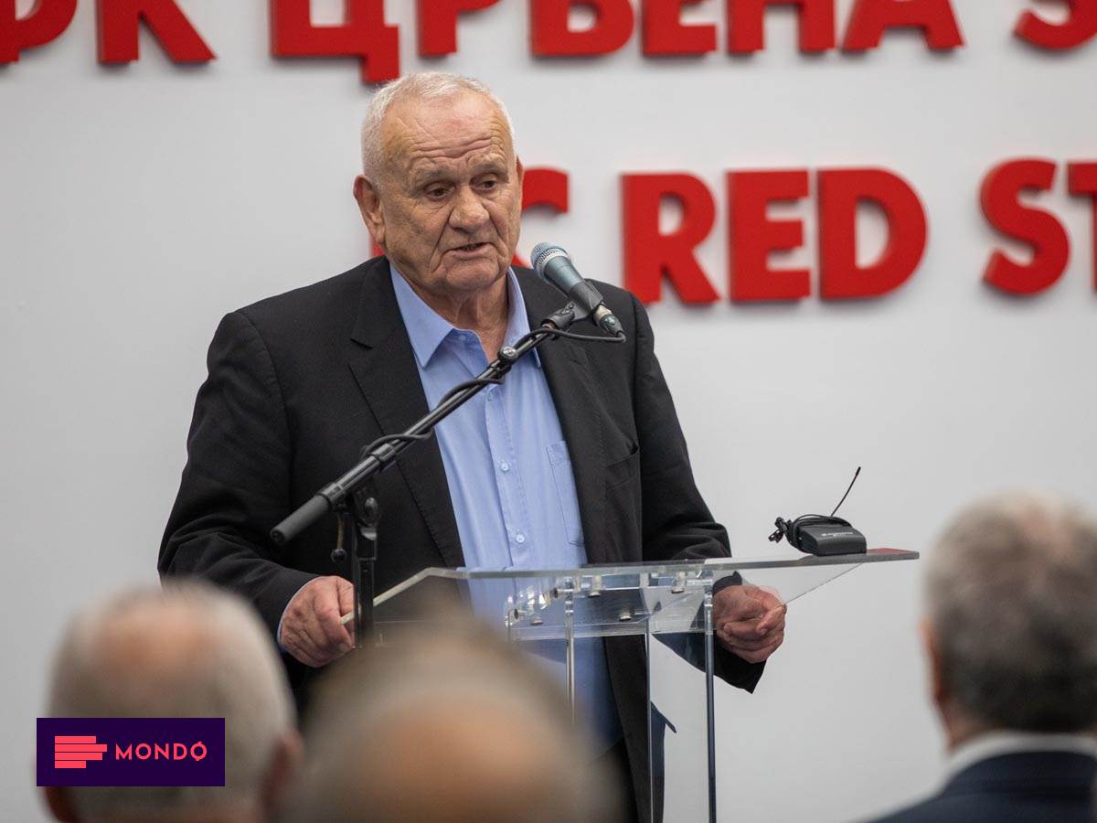 Ljupko Petrović took over the Bulgarian Liteks at the age of 76 ...