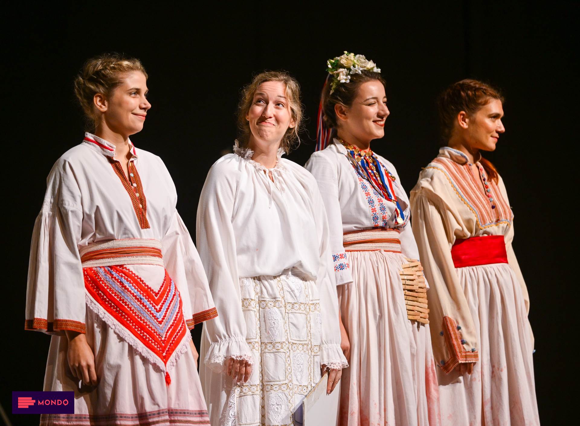 Predstava Cure na festivalu zaplet | Magazin | Kultura